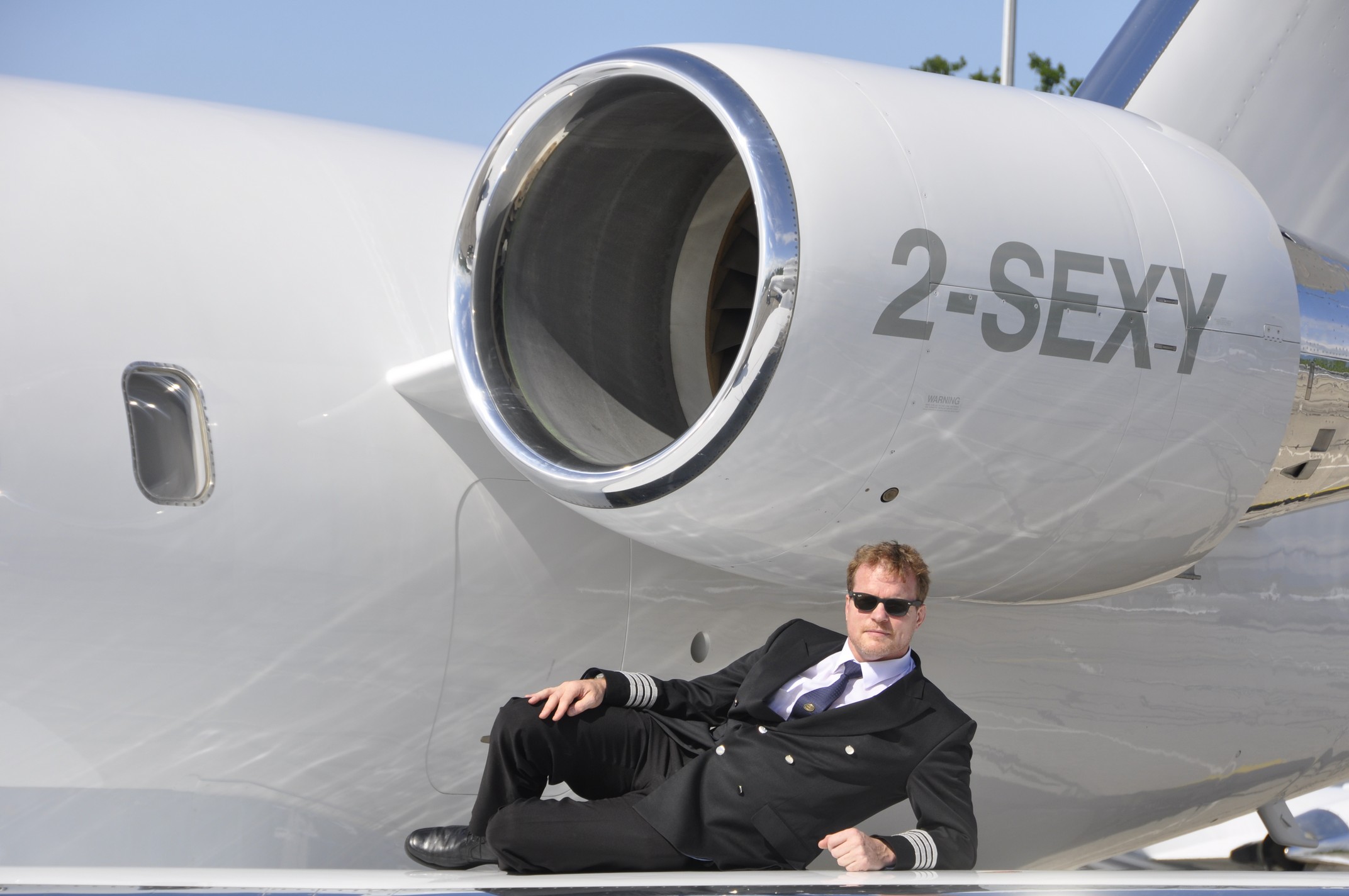 2-REG or Not 2-REG - Guernseys Own Aircraft Registry - guernseydonkey.com